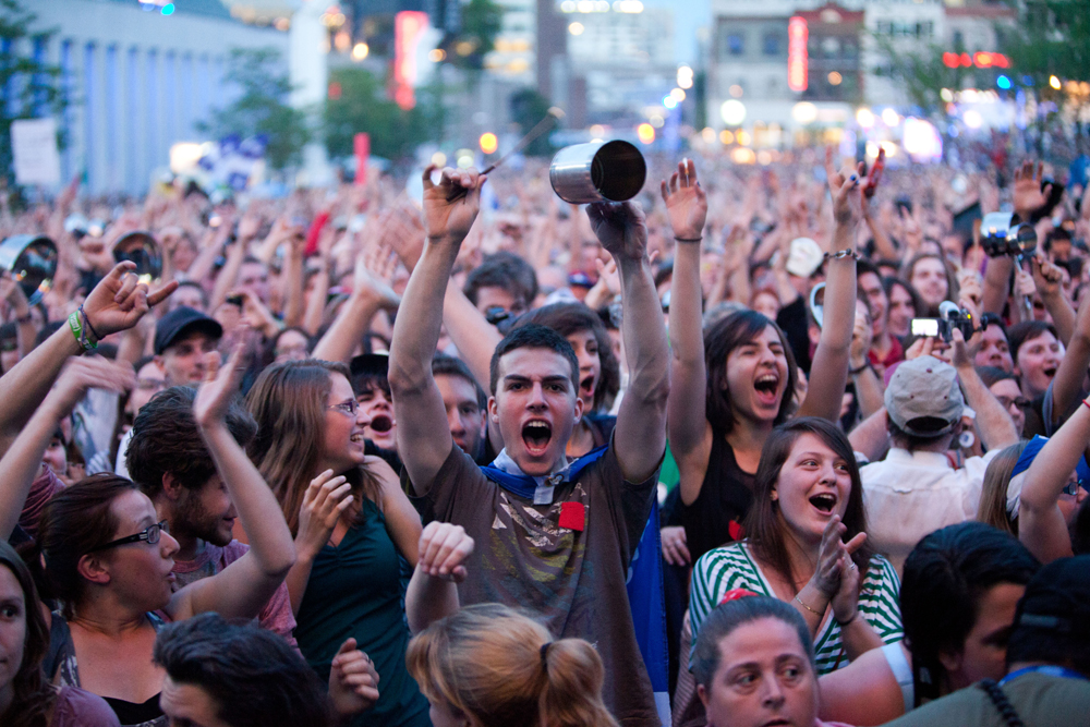 Critique concert: Loco Locass réunit la plus grande foule des ...