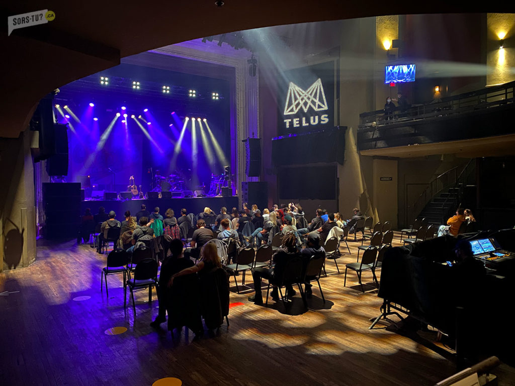 Renouer avec le MTELUS et faire le party assis et masqués avec Pépé et ...