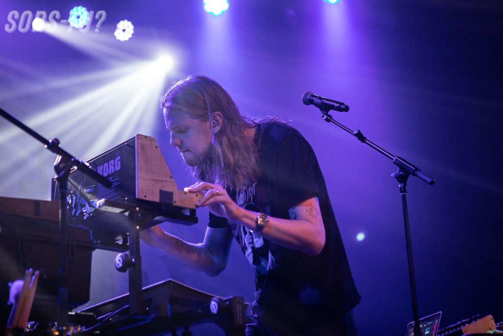 Dadi Freyr au Théâtre Corona | 16 photos du spectacle – Sors-tu.ca – Le ...