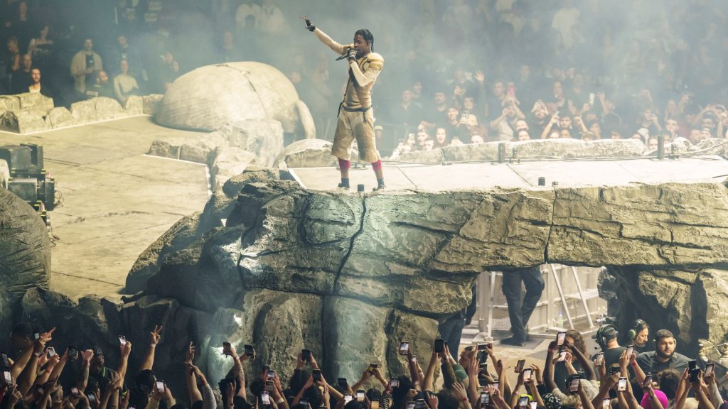 Travis Scott au Centre Bell | La rage dans la peau – Sors-tu? – Média ...