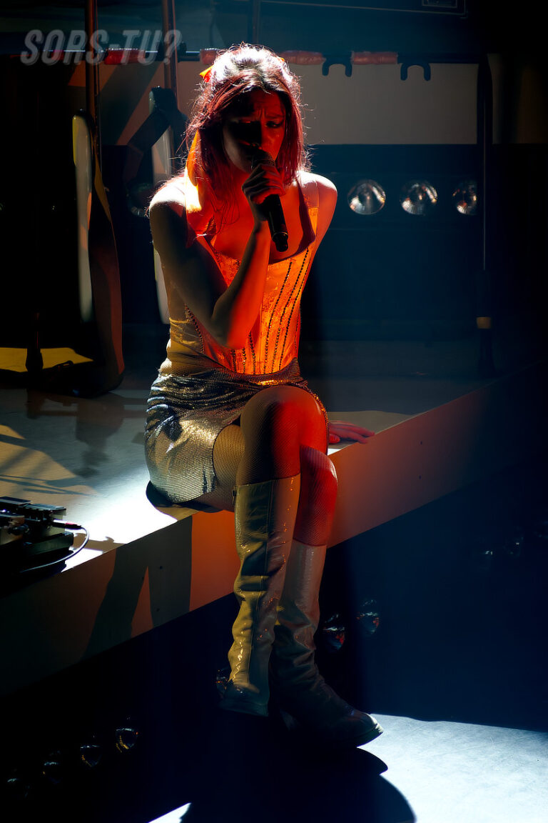 Lou-Adriane Cassidy au Théâtre Beanfield | Triomphe sur toute la ligne ...