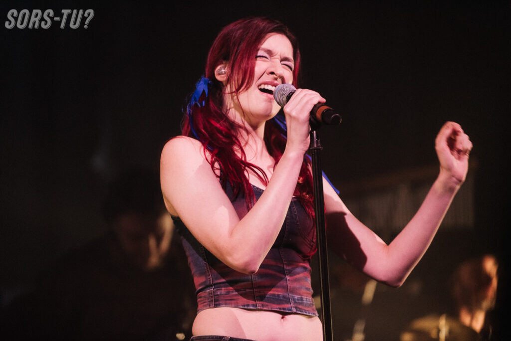 En images | Lou-Adriane Cassidy à l'Impérial Bell - Sors-tu?